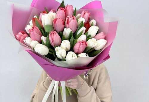 Букет тюльпанов белые и розовые тюльпаны