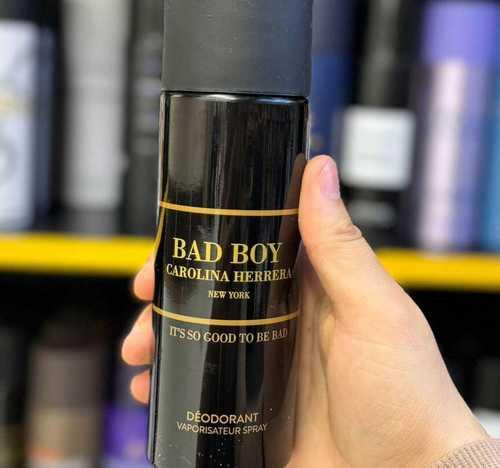 Дезодорант Carolina Herrera Bad Boy 200 мл