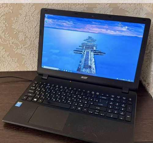 Ноутбук Acer Aspire ES 15 ES1-571 Core i3