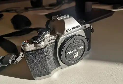 Olympus om-d em-10