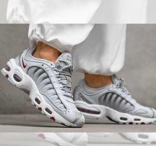 Кроссовки Nike Air Max Tailwind 4