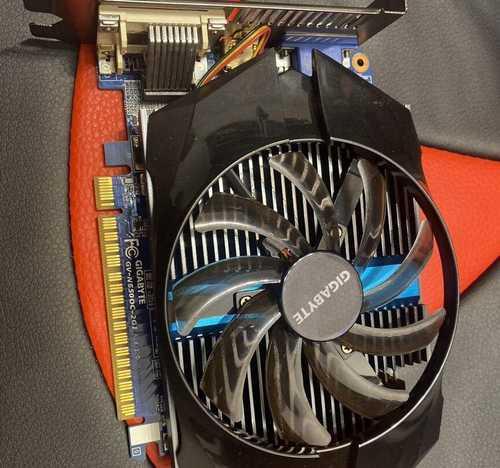 Gtx 650 2 gb Gigabyte