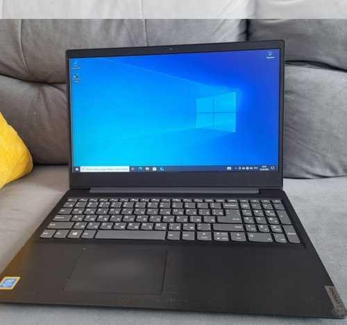 15.6 Lenovo Pentium Gold/8gb/128gb