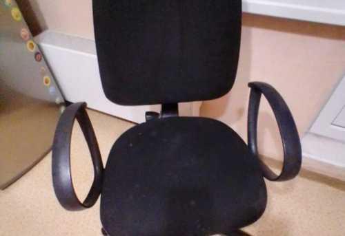 Кресло компьютерное черное