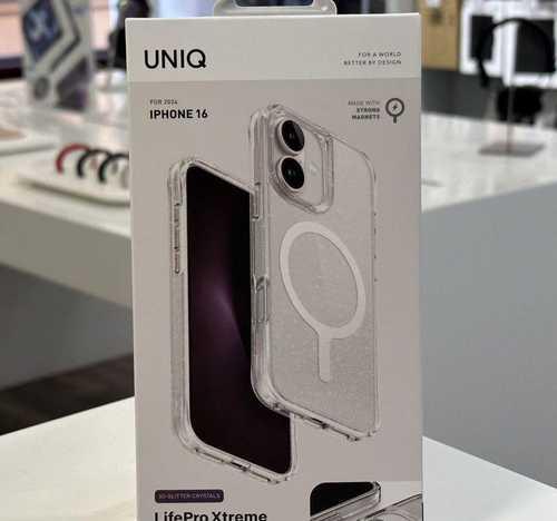 Чехол Uniq для iPhone 16