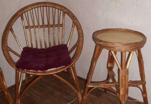 Кресло, cтолик, стул - плетеные