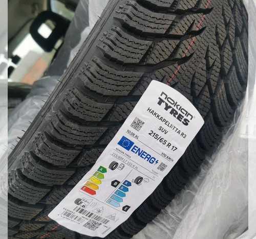 Nokian Tyres Hakkapeliitta R3 SUV 215/65 R17