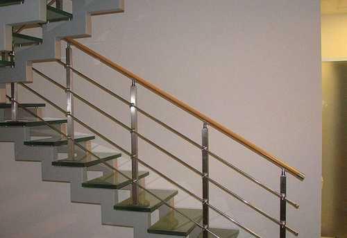 Металлический Каркас Лестницы под Обшивку в Дом