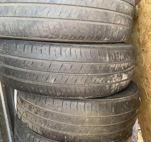 Kumho Solus SA01 Plus 215/65 R16