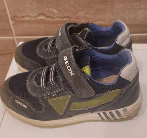Кроссовки geox 27