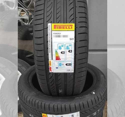 Pirelli Powergy 215/50 R17 95Y