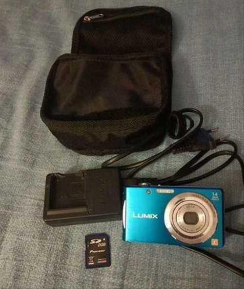 Цефровой фотоаппарат Panasonic Lumix FS16