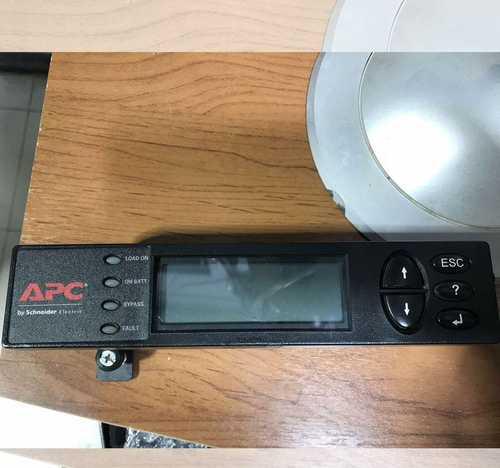 Дисплей APC AP 9231 E