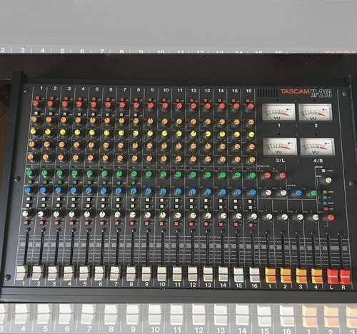 Микшерный пульт tascam M 216