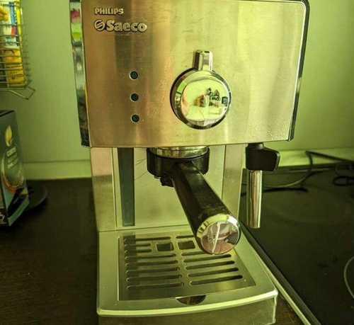 Кофеварка рожковая Philips saeco
