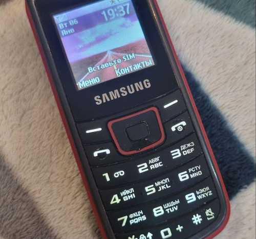 Samsung E1100