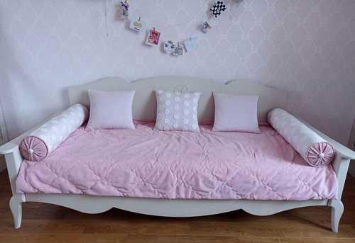 Односпальная кровать для девочки без матраса