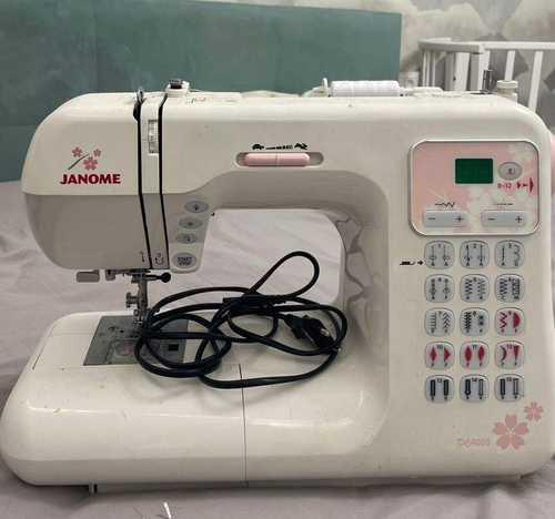 Швейная машина janome dc4030