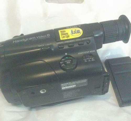 Видеокамера Sony ccd tr330 Handycam video 8