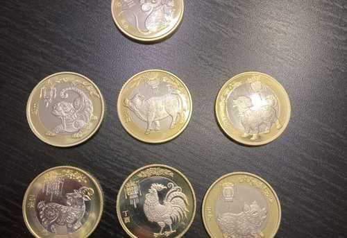 Монеты Китая и Фиджи