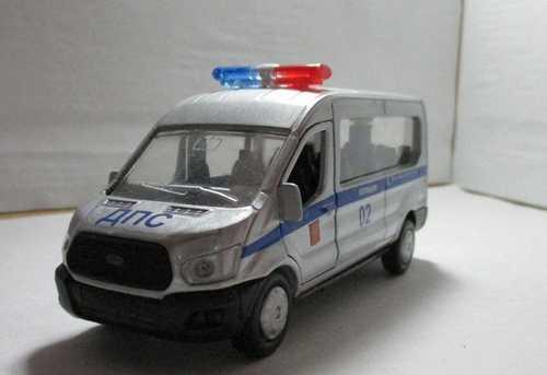 Модель автомобиля Ford Transit