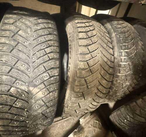 Michelin X-Ice North 4 SUV 225/65 R17