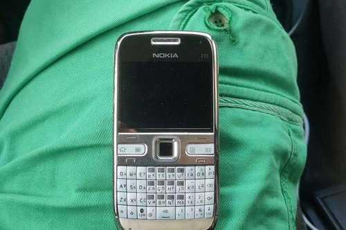 Телефон Nokia E72
