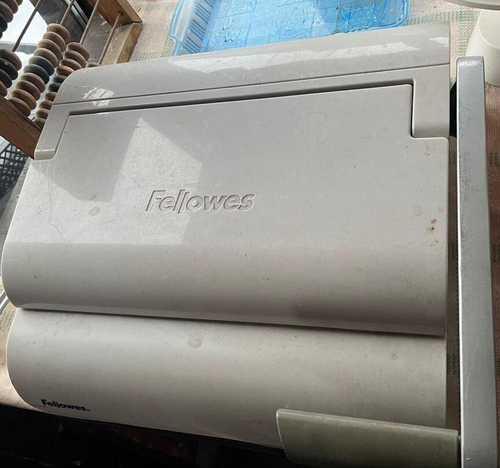 Брошюровщик fellowes pulsar 300