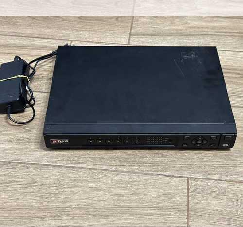 Видеорегистратор Dahua dh-dvr0804hf-a