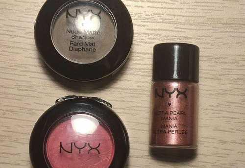 Тени NYX, серо-зелёные и лососевые с шиммером