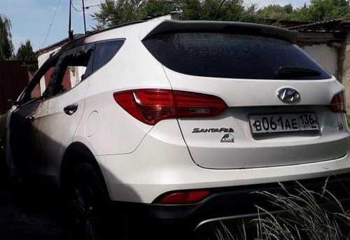 В разборе Hyundai Santa Fe 3