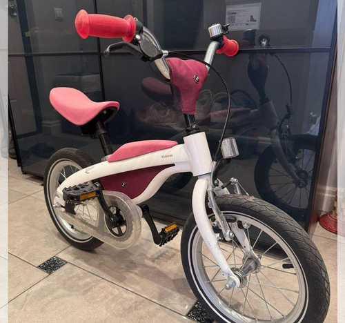 Детский велосипед BMW Kidsbike