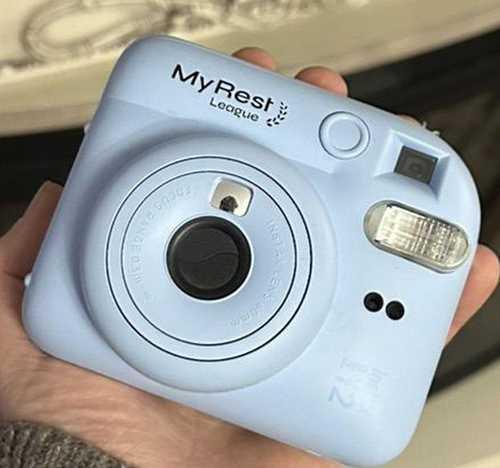 Фотоаппарат instax mini 12