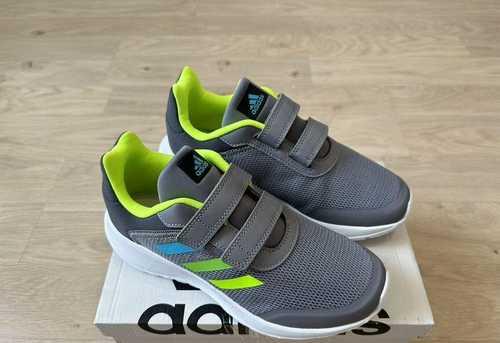 37 Новые кроссовки Adidas