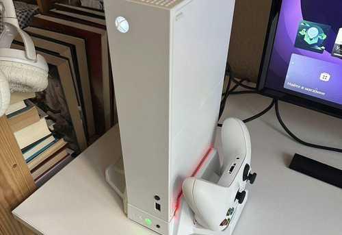 Xbox series s с докстанцией