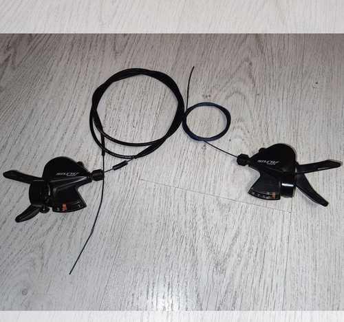 Комплект манеток Shimano Altus с тросами