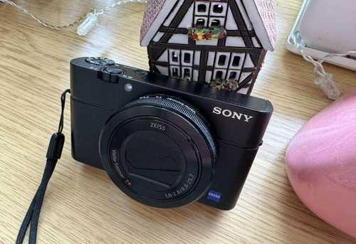 Компактный фотоаппарат Sony Cyber-Shot DSC-RX100M3