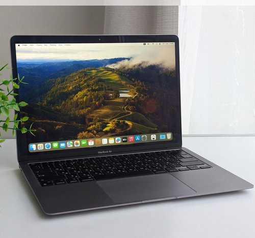 MacBook Air 13 M1 (2020) 256gb 100акб 31 цикл