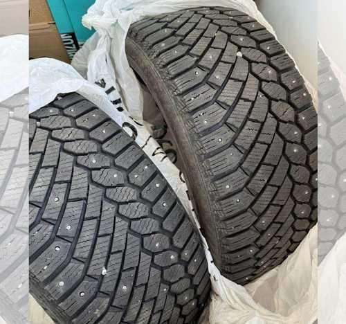 Gislaved Nord Frost 200 225/45 R17