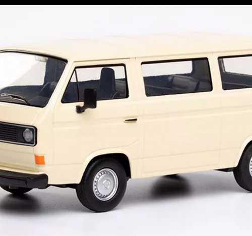 Модель 1/24 Volkswagen Type 2 (T3) бежевый