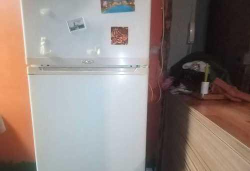 Холодильник б/у stenol