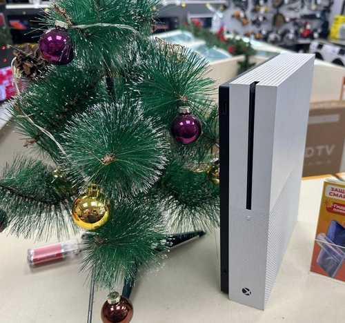 Игровая приставка Xbox One S 512 GB
