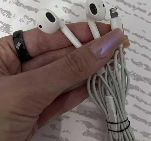 Ориганальные наушники apple Earpods lightning