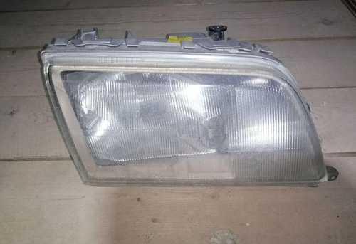 Правая фара Mercedes W202