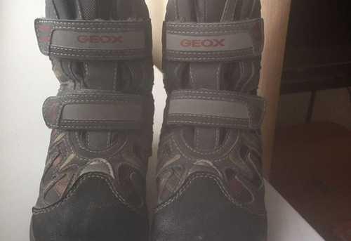 Ботинки Geox 28 р-р,отл.состояние