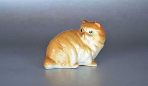 Кот персидский рыжий фарфоровая статуэтка