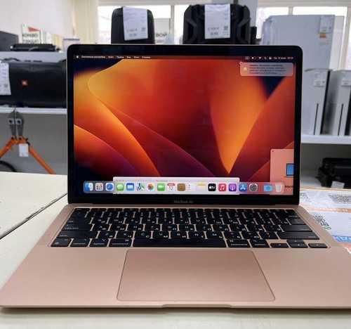 Apple MacBook Air Retina 13 M1 A2337