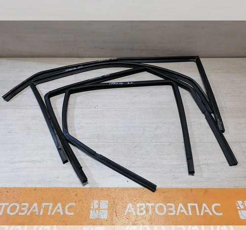 Бархотка верхняя LADA Granta Лада Гранта