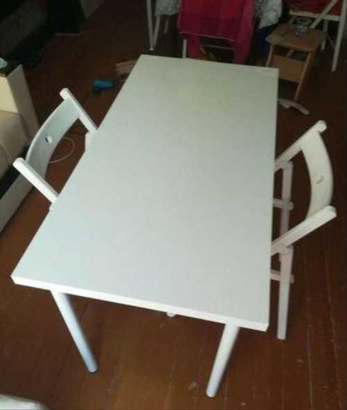 Стол и стулья складные