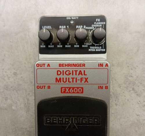 Педаль эффектов behringer fx600